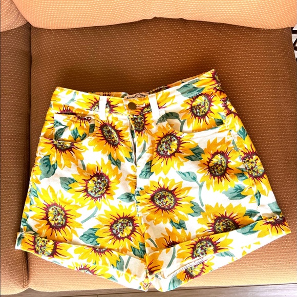 American Apparel | Shorts | American Apparel Sunflower Shorts | Poshmark
